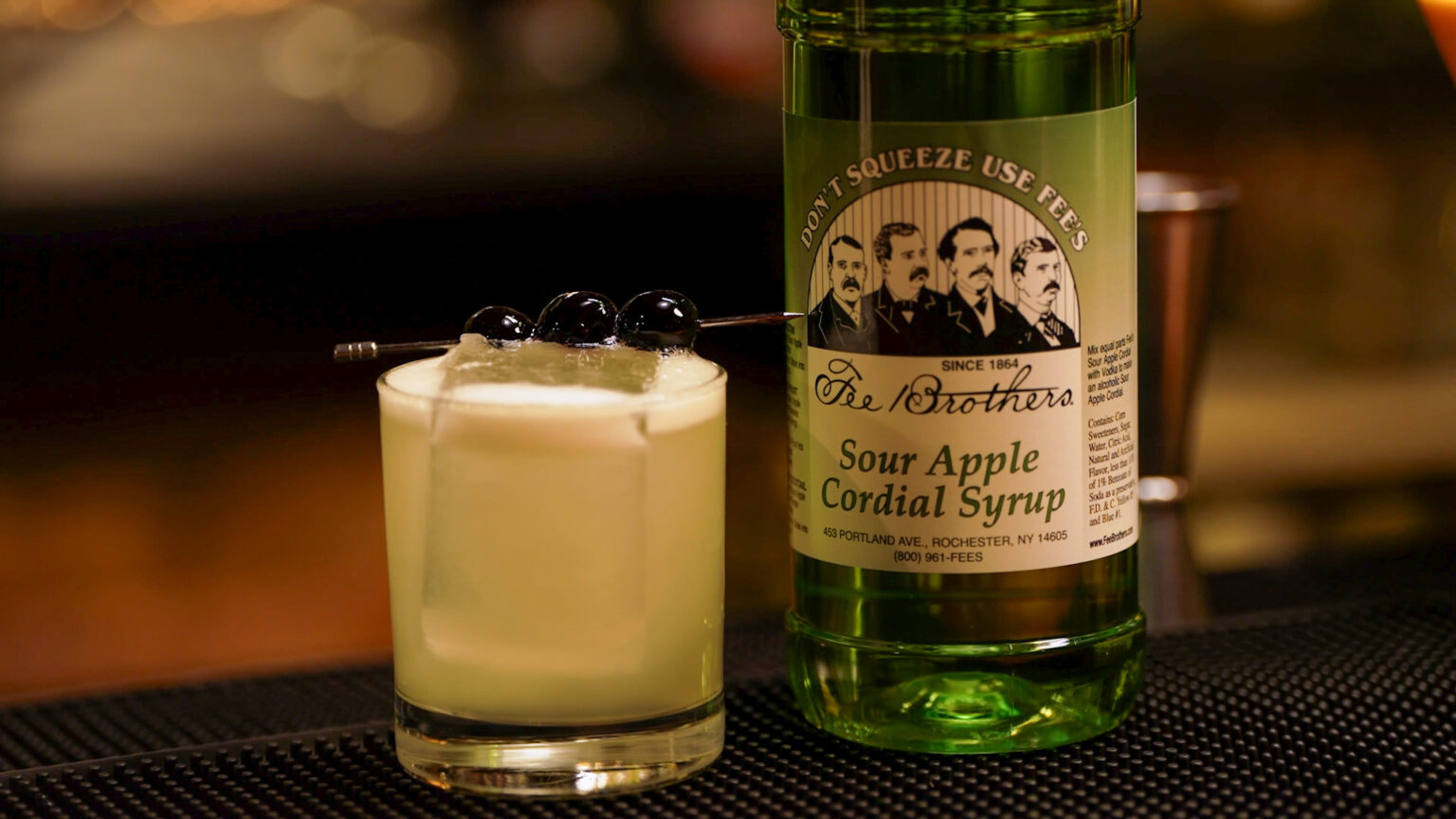 Negroni Sour Cocktail Recipe | Fee Brothers